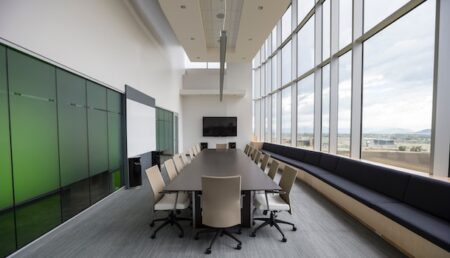 Best 5 Conference Room Monitors In 2022 - OfficeNeedle